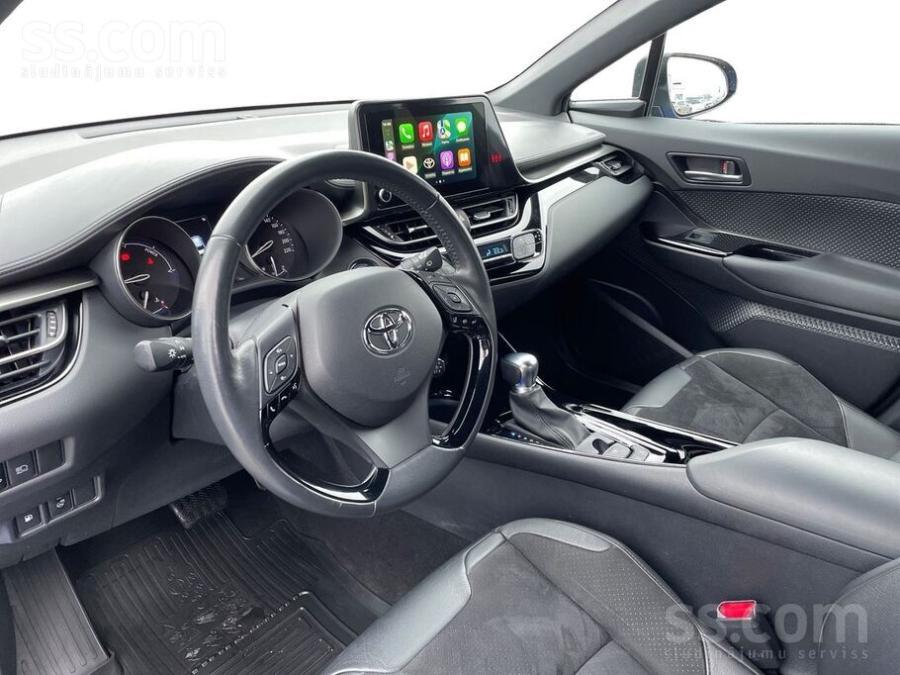 Синий Тойота C-HR 2022 в Рига, объемом двигателя 1.80 л и пробегом 49 тыс. км за 23990 €, фото 12 на AUTOMOTO.COM.LV