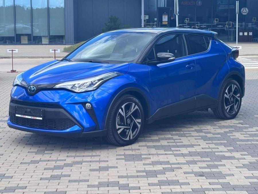 Синий Тойота C-HR 2022 в Шяуляй, объемом двигателя 2.00 л и пробегом 69 тыс. км за 23300 €, фото 4 на AUTOMOTO.COM.LV