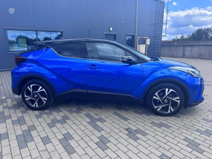 Синий Тойота C-HR 2022 в Шяуляй, объемом двигателя 2.00 л и пробегом 69 тыс. км за 23300 €, фото 8 на AUTOMOTO.COM.LV