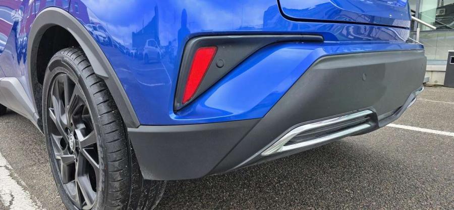 Zils Toyota C-HR 2022 Viļņa, ar dzinēja tilpumu 1.99 L un nobraukumu 76 tūkst. km par 24650 €, foto 30 vietnē AUTOMOTO.COM.LV