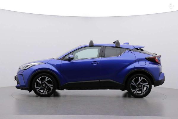 Синий Тойота C-HR 2022 в Вильнюс, объемом двигателя 1.80 л и пробегом 77 тыс. км за 25900 €, фото 4 на AUTOMOTO.COM.LV