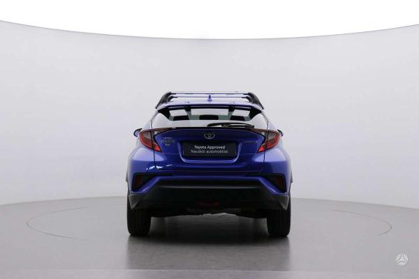 Синий Тойота C-HR 2022 в Вильнюс, объемом двигателя 1.80 л и пробегом 77 тыс. км за 25900 €, фото 5 на AUTOMOTO.COM.LV