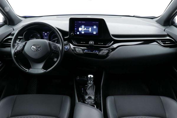 Синий Тойота C-HR 2022 в Вильнюс, объемом двигателя 1.80 л и пробегом 77 тыс. км за 25900 €, фото 7 на AUTOMOTO.COM.LV