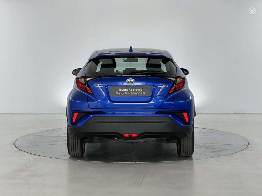 Zils Toyota C-HR 2022 Viļņa, ar dzinēja tilpumu 1.80 L un nobraukumu 117 tūkst. km par 21900 €, foto 5 vietnē AUTOMOTO.COM.LV