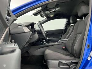 Zils Toyota C-HR 2022 Viļņa, ar dzinēja tilpumu 1.80 L un nobraukumu 117 tūkst. km par 21900 €, foto 12 vietnē AUTOMOTO.COM.LV