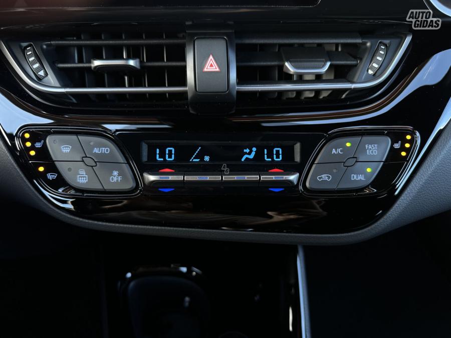 Синий Тойота C-HR 2022 в Авиженяй, объемом двигателя 1.80 л и пробегом 31 тыс. км за 24250 €, фото 22 на AUTOMOTO.COM.LV