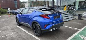 Blue Toyota C-HR 2022 in Vilnius, with an engine capacity of 1.99 L and mileage of 76 thousand km for 24650 €, photo 6 on AUTOMOTO.COM.LV