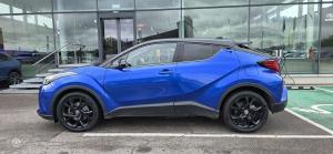 Blue Toyota C-HR 2022 in Vilnius, with an engine capacity of 1.99 L and mileage of 76 thousand km for 24650 €, photo 7 on AUTOMOTO.COM.LV