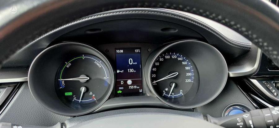 Blue Toyota C-HR 2022 in Vilnius, with an engine capacity of 1.99 L and mileage of 76 thousand km for 24650 €, photo 14 on AUTOMOTO.COM.LV