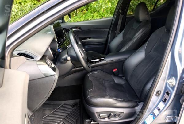 Toyota C-HR 2022 Rīga vietnē Zils Toyota C-HR 2022 Rīga, ar dzinēja tilpumu 1.80 L un nobraukumu 173 tūkst. km par 21900 €, foto 10 vietnē AUTOMOTO.COM.LV