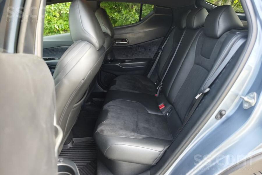 Zils Toyota C-HR 2022 Rīga, ar dzinēja tilpumu 1.80 L un nobraukumu 173 tūkst. km par 21900 €, foto 13 vietnē AUTOMOTO.COM.LV
