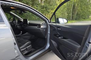 Zils Toyota C-HR 2022 Rīga, ar dzinēja tilpumu 1.80 L un nobraukumu 173 tūkst. km par 21900 €, foto 19 vietnē AUTOMOTO.COM.LV
