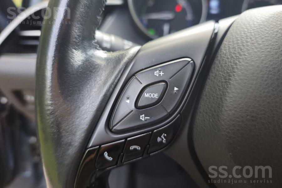 Zils Toyota C-HR 2022 Rīga, ar dzinēja tilpumu 1.80 L un nobraukumu 173 tūkst. km par 21900 €, foto 25 vietnē AUTOMOTO.COM.LV