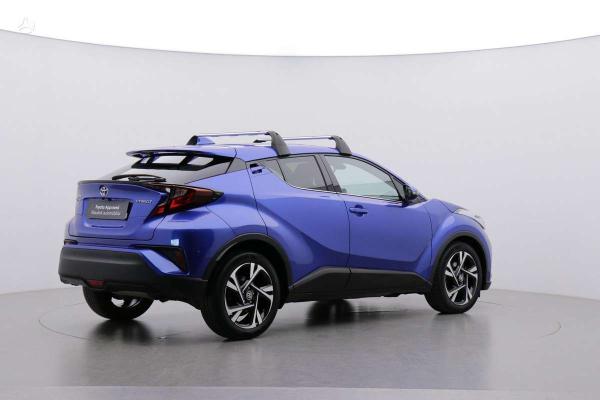 Синий Тойота C-HR 2022 в Вильнюс, объемом двигателя 1.80 л и пробегом 77 тыс. км за 24900 €, фото 4 на AUTOMOTO.COM.LV