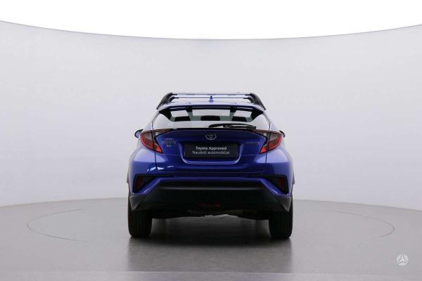 Синий Тойота C-HR 2022 в Вильнюс, объемом двигателя 1.80 л и пробегом 77 тыс. км за 24900 €, фото 6 на AUTOMOTO.COM.LV