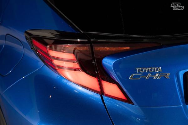 Zils Toyota C-HR 2022 Kauņa, ar dzinēja tilpumu 1.80 L un nobraukumu 38 tūkst. km par 24771 €, foto 9 vietnē AUTOMOTO.COM.LV