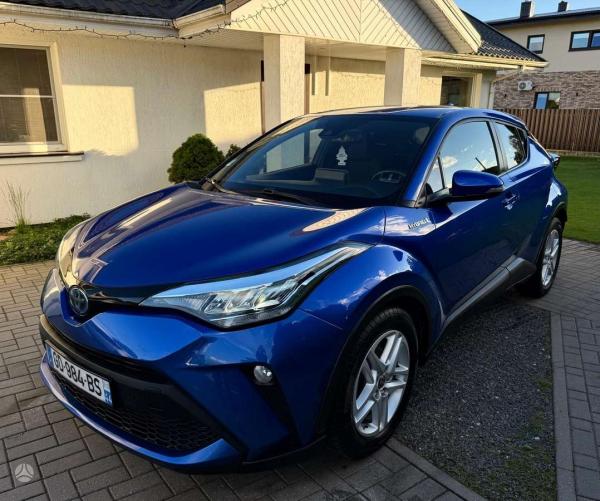 Тойота C-HR 2022 в Каунас на AUTOMOTO.COM.LV Синий Тойота C-HR 2022 в Каунас, объемом двигателя 1.80 л и пробегом 135 тыс. км за 17800 €, фото 5 на AUTOMOTO.COM.LV