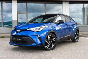 Blue Toyota C-HR 2022 in Vilnius, with an engine capacity of 1.99 L and mileage of 70 thousand km for 22950 €, photo  on AUTOMOTO.COM.LV