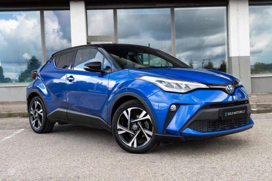 Blue Toyota C-HR 2022 in Vilnius, with an engine capacity of 1.99 L and mileage of 70 thousand km for 22950 €, photo 7 on AUTOMOTO.COM.LV