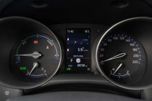 Blue Toyota C-HR 2022 in Vilnius, with an engine capacity of 1.99 L and mileage of 70 thousand km for 22950 €, photo 17 on AUTOMOTO.COM.LV
