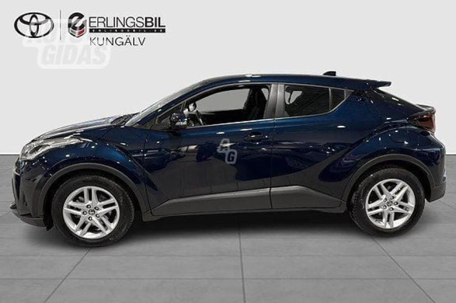 Blue Toyota C-HR 2023 in Kaunas, with an engine capacity of 0.00 L and mileage of 31 thousand km for 26850 €, photo 4 on AUTOMOTO.COM.LV