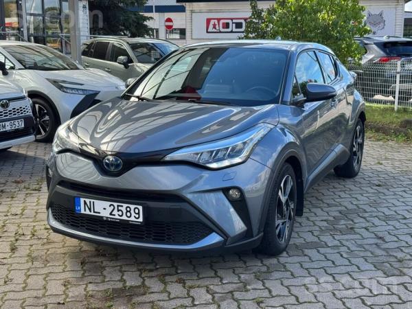Zils Toyota C-HR 2023 Rīga, ar dzinēja tilpumu 1.80 L un nobraukumu 64 tūkst. km par 21450 €, foto 3 vietnē AUTOMOTO.COM.LV