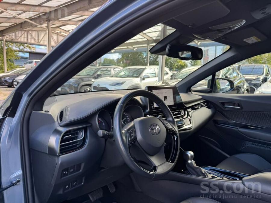 Zils Toyota C-HR 2023 Rīga, ar dzinēja tilpumu 1.80 L un nobraukumu 64 tūkst. km par 21450 €, foto 6 vietnē AUTOMOTO.COM.LV