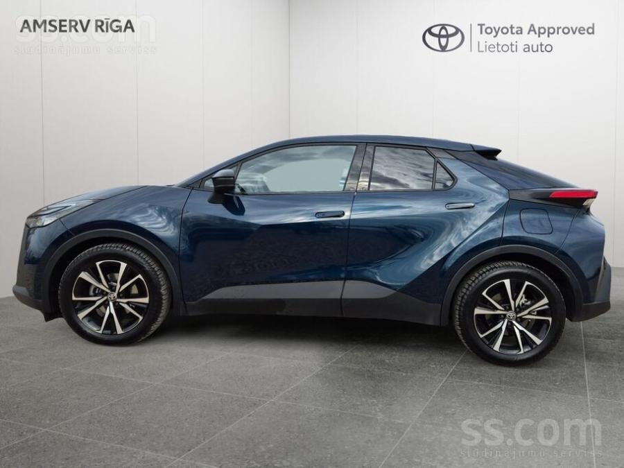 Zils Toyota C-HR 2025 Rīga, ar dzinēja tilpumu 1.80 L un nobraukumu 25 tūkst. km par 27900 €, foto 4 vietnē AUTOMOTO.COM.LV