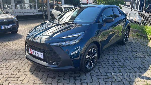 Blue Toyota C-HR 2025 in Riga, with an engine capacity of 1.80 L and mileage of 6 thousand km for 32450 €, photo 2 on AUTOMOTO.COM.LV