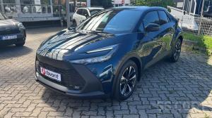 Zils Toyota C-HR 2025 Rīga, ar dzinēja tilpumu 1.80 L un nobraukumu 6 tūkst. km par 32450 €, foto 3 vietnē AUTOMOTO.COM.LV