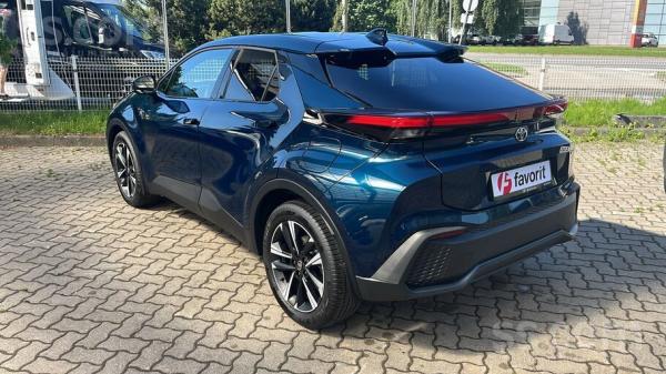 Blue Toyota C-HR 2025 in Riga, with an engine capacity of 1.80 L and mileage of 6 thousand km for 32450 €, photo 3 on AUTOMOTO.COM.LV