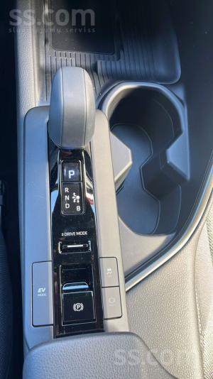 Zils Toyota C-HR 2025 Rīga, ar dzinēja tilpumu 1.80 L un nobraukumu 6 tūkst. km par 32450 €, foto 14 vietnē AUTOMOTO.COM.LV