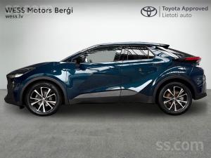 Zils Toyota C-HR 2025 Rīga, ar dzinēja tilpumu 1.80 L un nobraukumu 28 tūkst. km par 28490 €, foto 4 vietnē AUTOMOTO.COM.LV