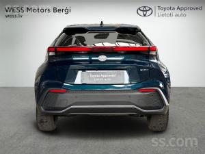 Zils Toyota C-HR 2025 Rīga, ar dzinēja tilpumu 1.80 L un nobraukumu 28 tūkst. km par 28490 €, foto 5 vietnē AUTOMOTO.COM.LV