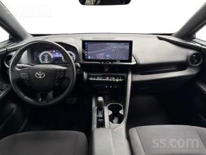 Zils Toyota C-HR 2025 Rīga, ar dzinēja tilpumu 1.80 L un nobraukumu 28 tūkst. km par 28490 €, foto 9 vietnē AUTOMOTO.COM.LV