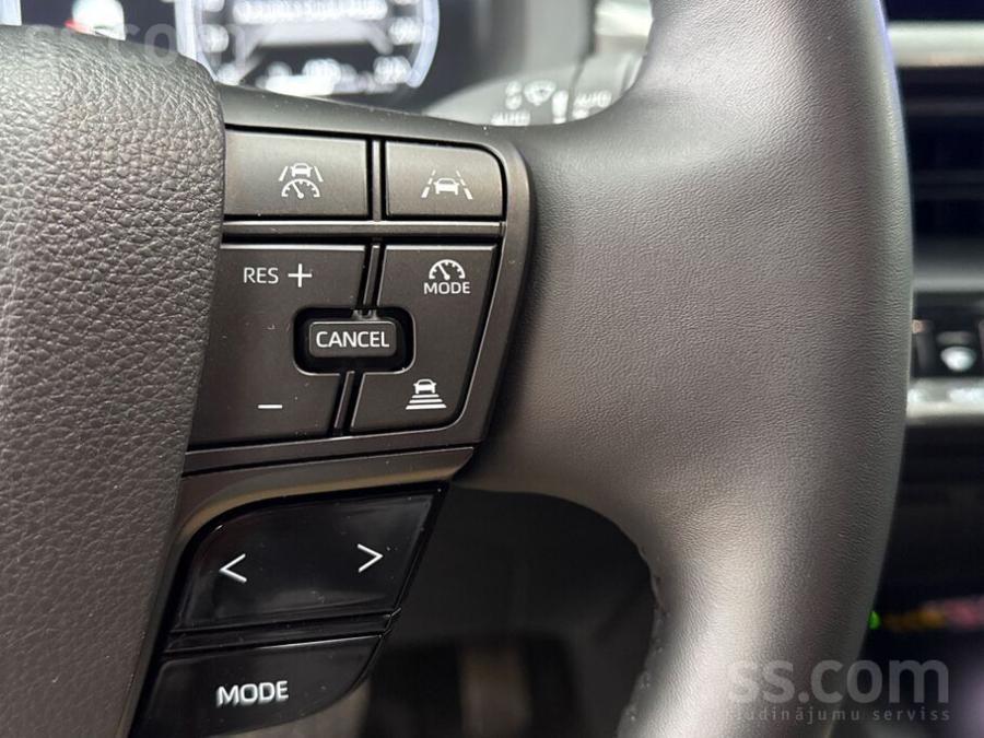 Zils Toyota C-HR 2025 Rīga, ar dzinēja tilpumu 1.80 L un nobraukumu 28 tūkst. km par 28490 €, foto 16 vietnē AUTOMOTO.COM.LV