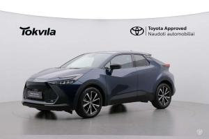 Синий Тойота C-HR 2025 в Вильнюс, объемом двигателя 1.80 л и пробегом 31 тыс. км за 29900 €, фото  на AUTOMOTO.COM.LV