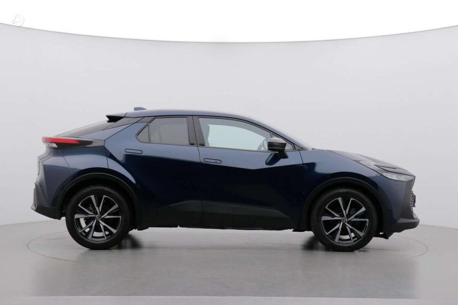 Синий Тойота C-HR 2025 в Вильнюс, объемом двигателя 1.80 л и пробегом 31 тыс. км за 29900 €, фото 18 на AUTOMOTO.COM.LV