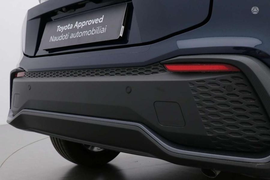 Синий Тойота C-HR 2025 в Вильнюс, объемом двигателя 1.80 л и пробегом 31 тыс. км за 29900 €, фото 22 на AUTOMOTO.COM.LV