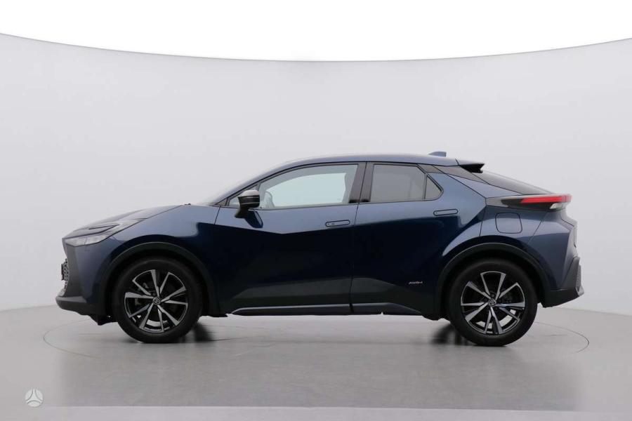 Zils Toyota C-HR 2025 Viļņa, ar dzinēja tilpumu 1.99 L un nobraukumu 9 tūkst. km par 38900 €, foto 5 vietnē AUTOMOTO.COM.LV