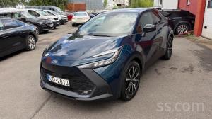 Zils Toyota C-HR 2025 Rīga, ar dzinēja tilpumu 1.80 L un nobraukumu 23 tūkst. km par 26200 €, foto 3 vietnē AUTOMOTO.COM.LV