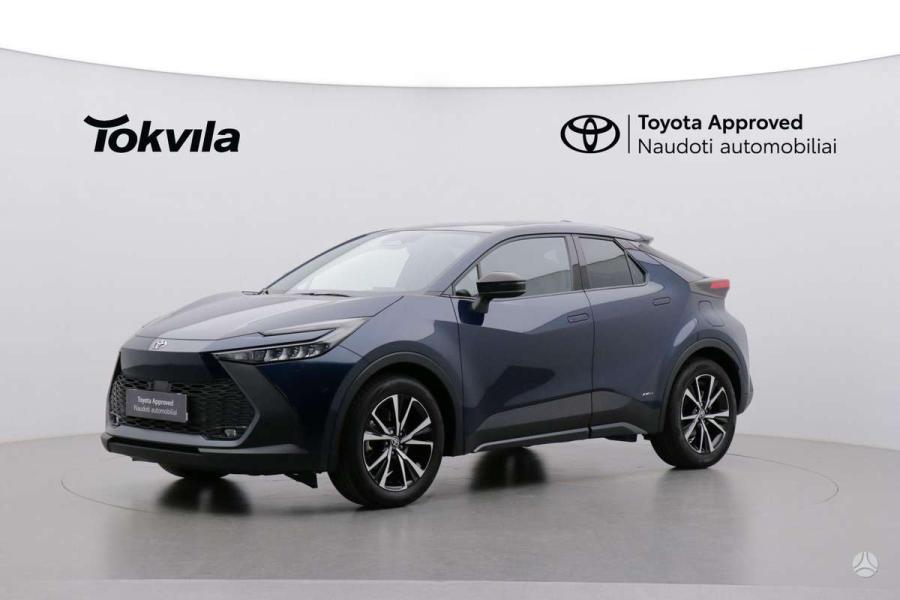Blue Toyota C-HR 2025 in Vilnius, with an engine capacity of 1.99 L and mileage of 9 thousand km for 38900 €, photo 1 on AUTOMOTO.COM.LV