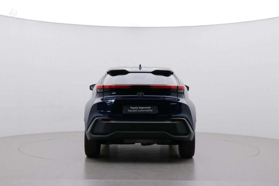Blue Toyota C-HR 2025 in Vilnius, with an engine capacity of 1.99 L and mileage of 9 thousand km for 38900 €, photo 6 on AUTOMOTO.COM.LV
