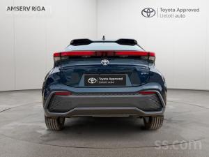 Синий Тойота C-HR 2025 в Рига, объемом двигателя 1.80 л и пробегом 42 тыс. км за 26900 €, фото 7 на AUTOMOTO.COM.LV