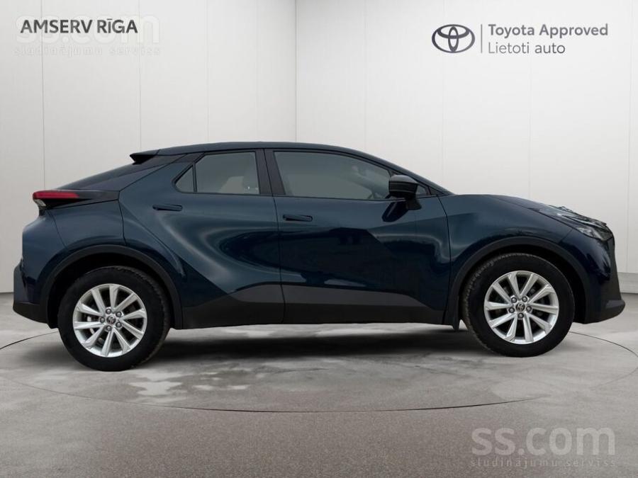 Синий Тойота C-HR 2025 в Рига, объемом двигателя 1.80 л и пробегом 42 тыс. км за 26900 €, фото 9 на AUTOMOTO.COM.LV