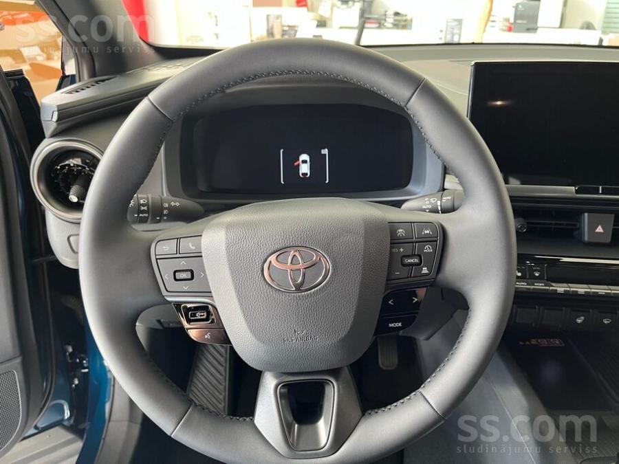Zils Toyota C-HR 2026 Jēkabpils, ar dzinēja tilpumu 1.80 L un nobraukumu 10 tūkst. km par 35740 €, foto 15 vietnē AUTOMOTO.COM.LV