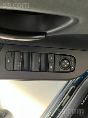 Zils Toyota C-HR 2026 Jēkabpils, ar dzinēja tilpumu 1.80 L un nobraukumu 10 tūkst. km par 35740 €, foto 19 vietnē AUTOMOTO.COM.LV