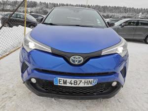 Blue Toyota C-HR 2017 in Vilnius, with an engine capacity of 1.80 L and mileage of 247 thousand km for 13300 €, photo 34 on AUTOMOTO.COM.LV