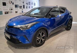 Zils Toyota C-HR 2017 Narva, ar dzinēja tilpumu 1.80 L un nobraukumu 127 tūkst. km par 14900 €, foto  vietnē AUTOMOTO.COM.LV