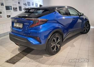 Blue Toyota C-HR 2017 in Narva, with an engine capacity of 1.80 L and mileage of 127 thousand km for 14900 €, photo 2 on AUTOMOTO.COM.LV